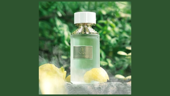 4 Rekomendasi Parfum Fresh untuk Sehari-hari, Wangi Semerbak Anti Going!