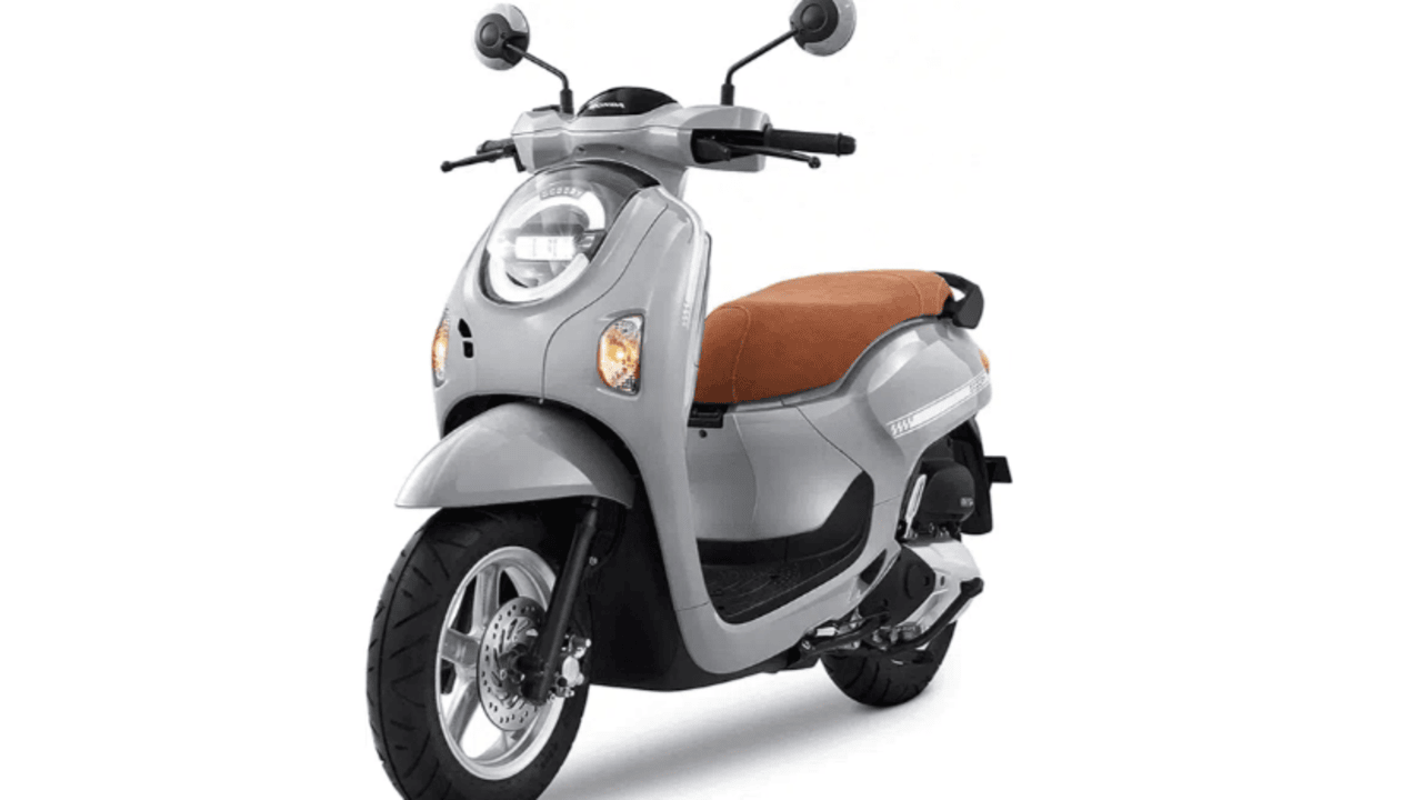 Rajanya Jalanan Kota! Ini Harga Honda Scoopy 2026: Spesifikasi Mesin ...