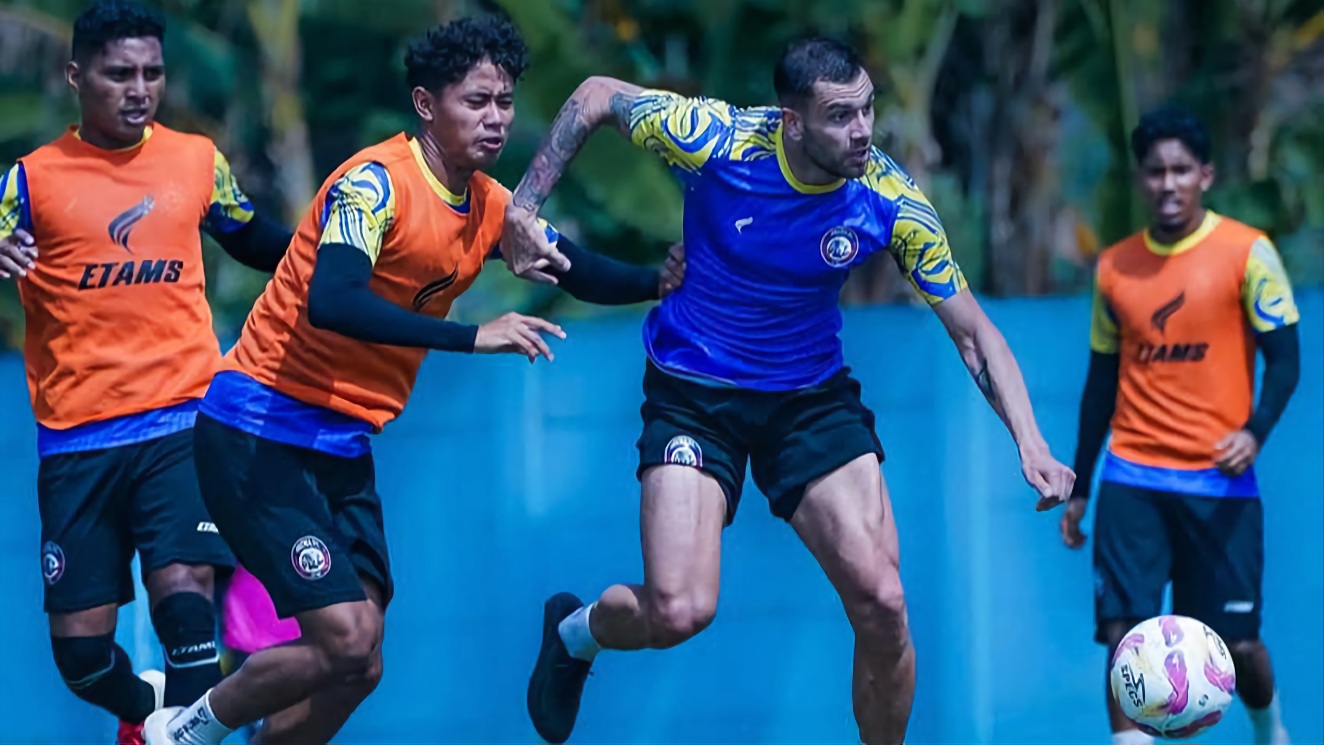 Super League 2025/2026: Arema FC Berburu Kado Ulang Tahun ke-38 di ...